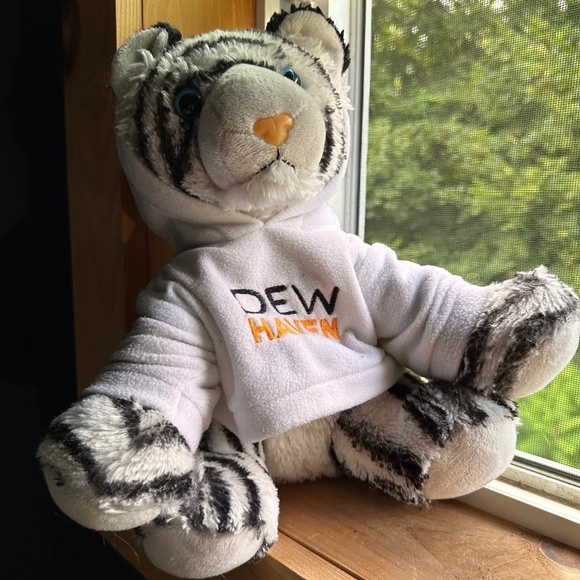 Aurora | Toys | Dew Haven Stuffed Animal White Bengal Tiger Stuffie ...